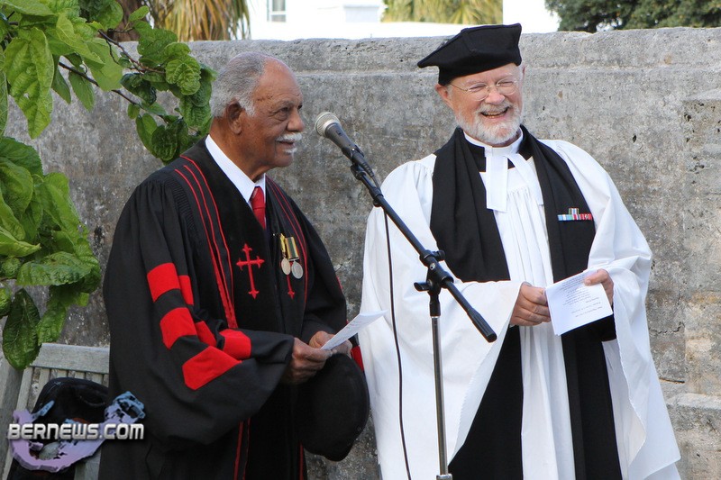 Photos: 2012 Service Honouring James Darrell - Bernews