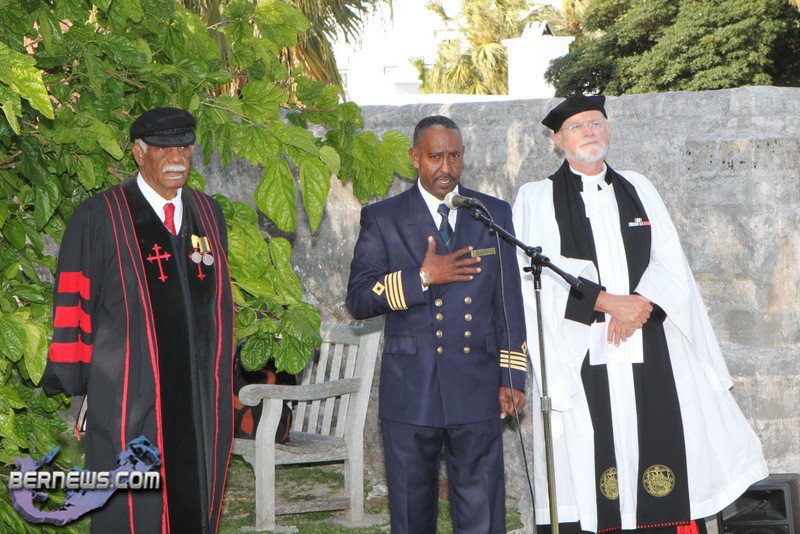 Photos: 2012 Service Honouring James Darrell - Bernews