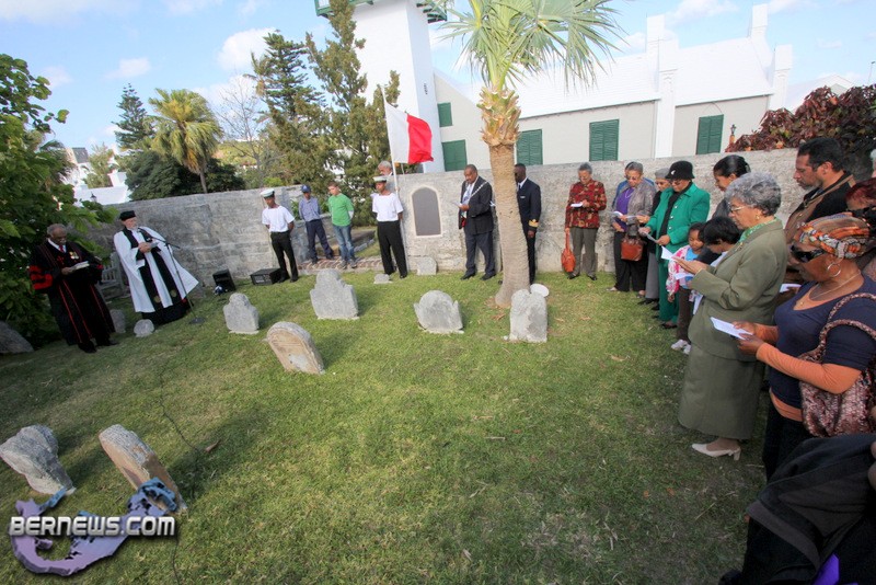 Photos: 2012 Service Honouring James Darrell - Bernews