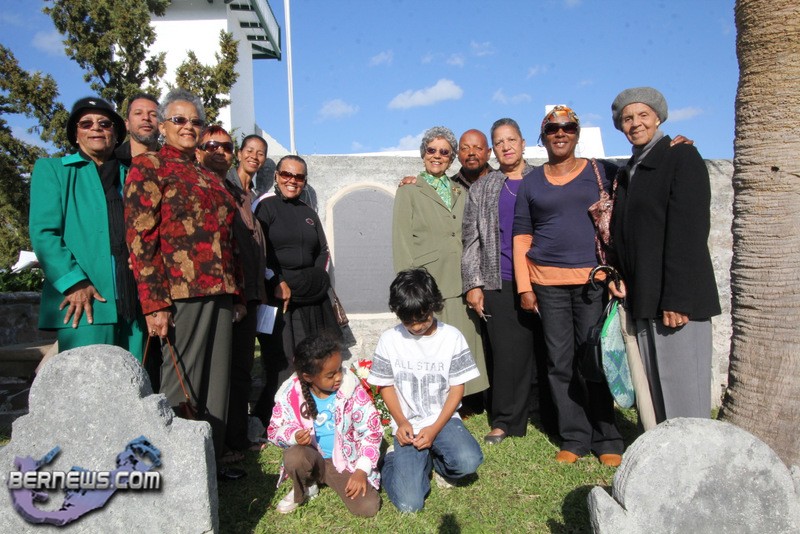 Photos: 2012 Service Honouring James Darrell - Bernews