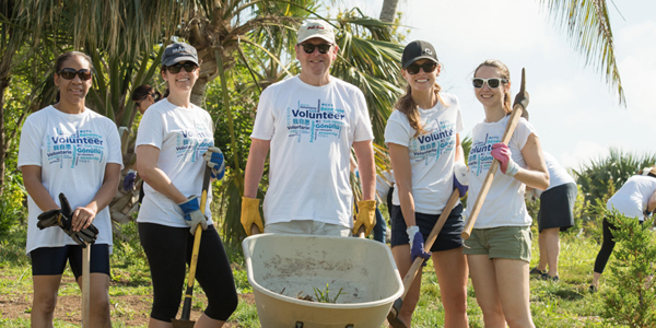 Bermuda Office Recognised For Volunteer Efforts - Bernews