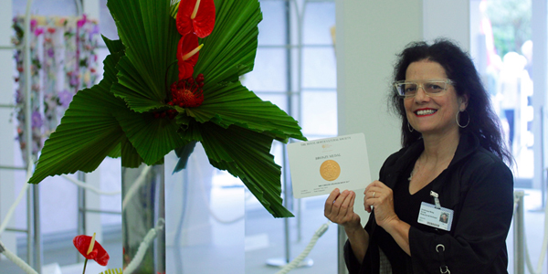 Nicky Gurret Wins Medal At Flower Show In UK - Bernews