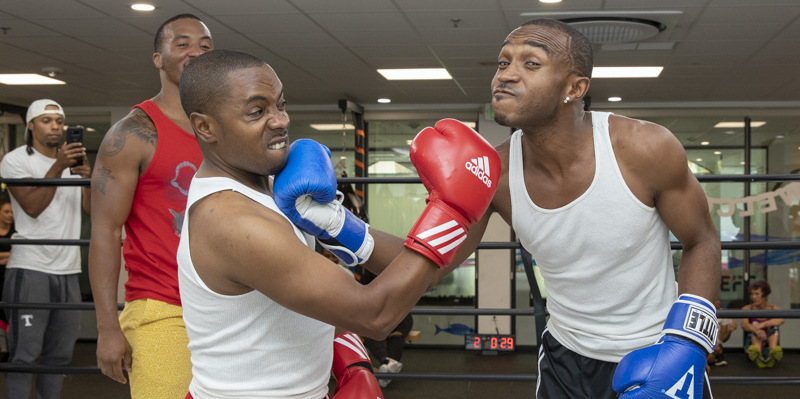 Photos & Video: Aries Center Celebrity Boxing - Bernews