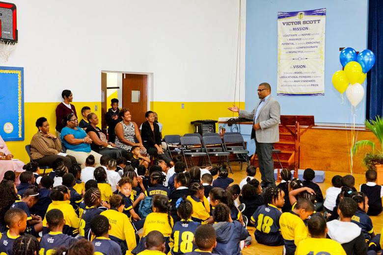 Victor Scott Primary School Honours Alumni - Bernews