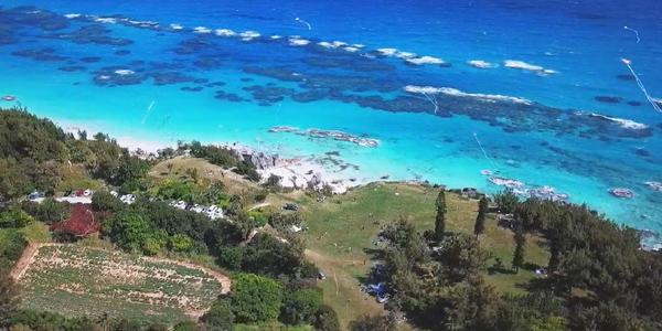 Aerial Video: Kites Flying On Good Friday - Bernews