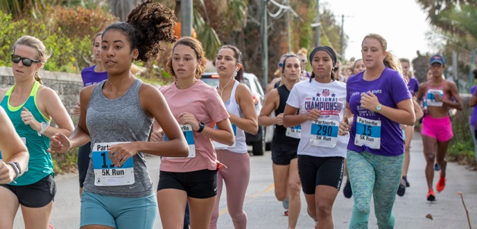 Photos & Videos: PartnerRe Women's 5K Run - Bernews