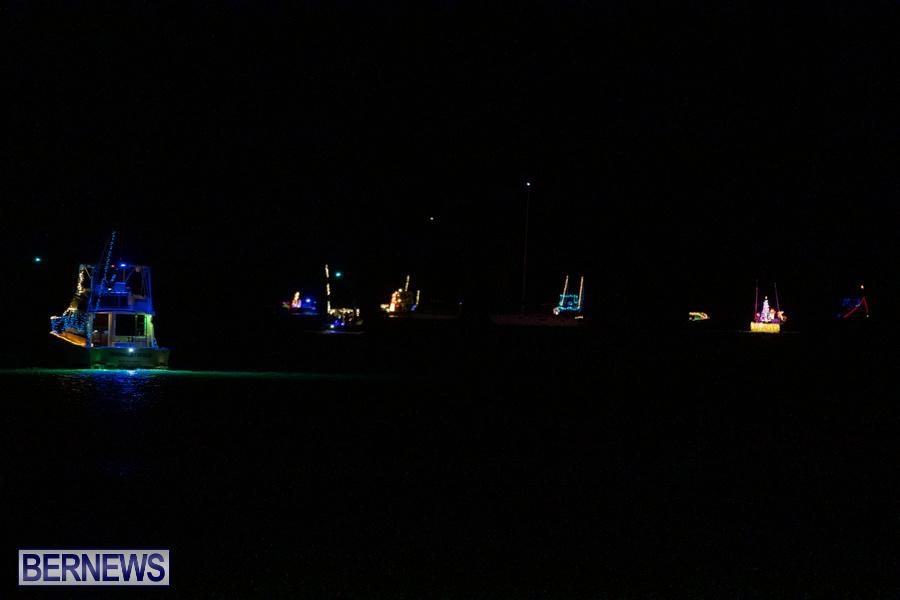 Photos & Video: Boat Parade In St George's - Bernews