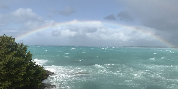Video: Rainbow, Wind, Waves On North Shore - Bernews