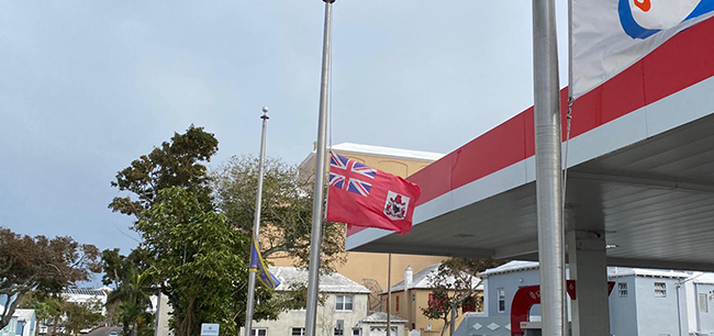 Video: Union Gas Flags At Half-Staff - Bernews