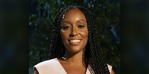 Shiona Turini Styles Musician Usher For Tour - Bernews