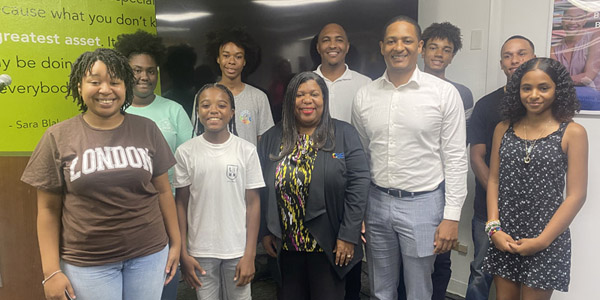 Young Entrepreneurs Earn Awards From BEDC - Bernews