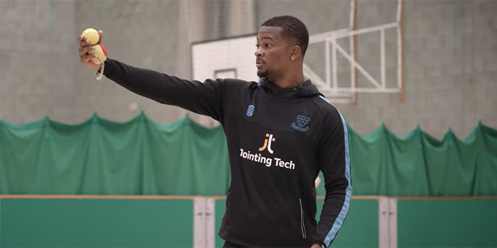 Video: Delray Rawlins Visits Young Cricketers - Bernews