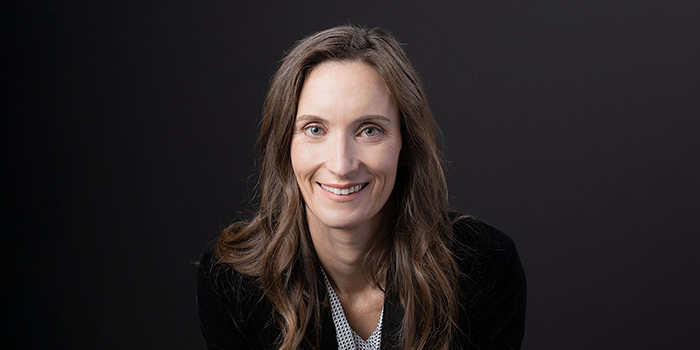 Dr. Katie Davis Discuss New Book On April 13 - Bernews