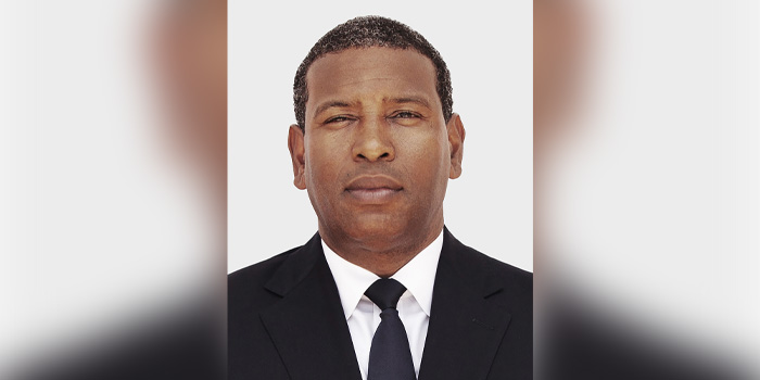 Simmons Joins Hamilton Insurance Board - Bernews