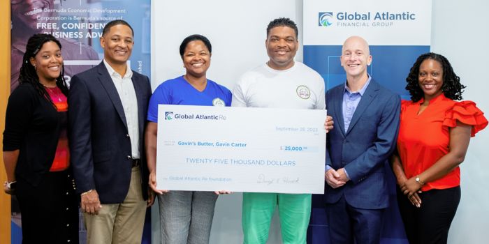 Gavin Carter Wins People's Choice Award - Bernews