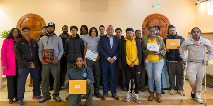 Minister David Burch Applauds SDP Graduates - Bernews