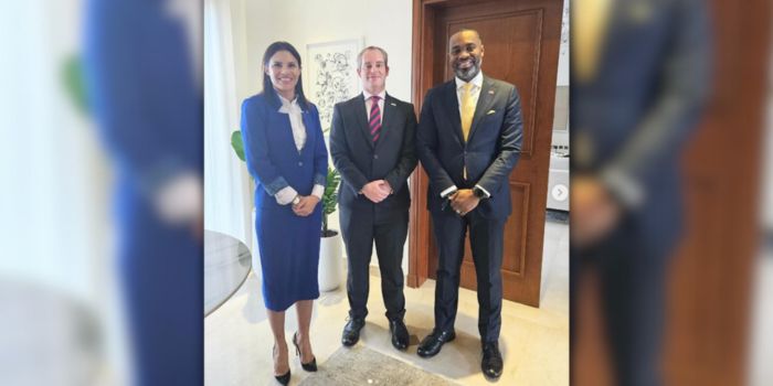 Premier Burt Meets With Jonathan Knight - Bernews