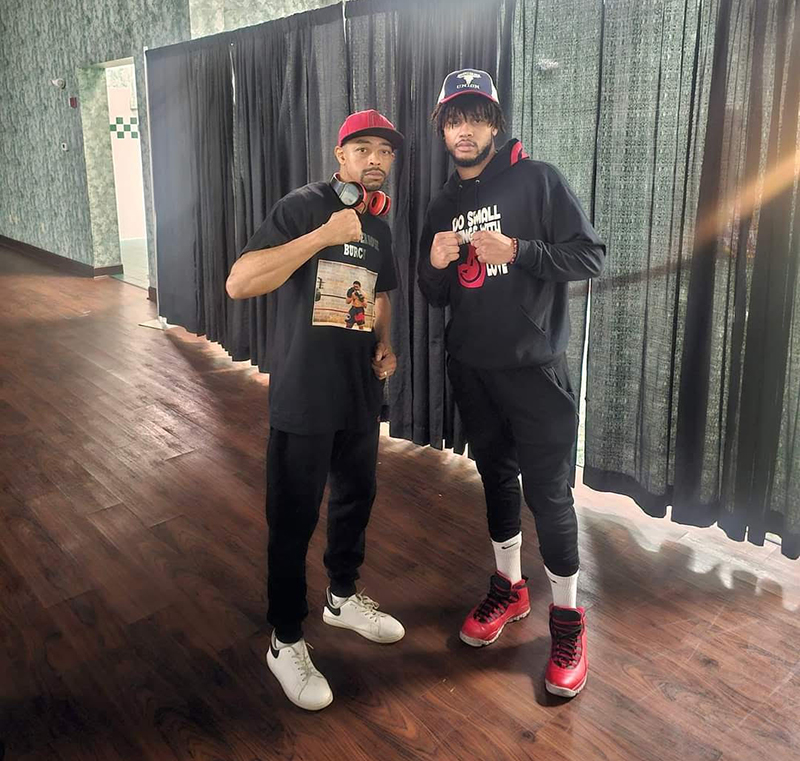 Simmons Aims For A Busy Year Of Boxing - Bernews