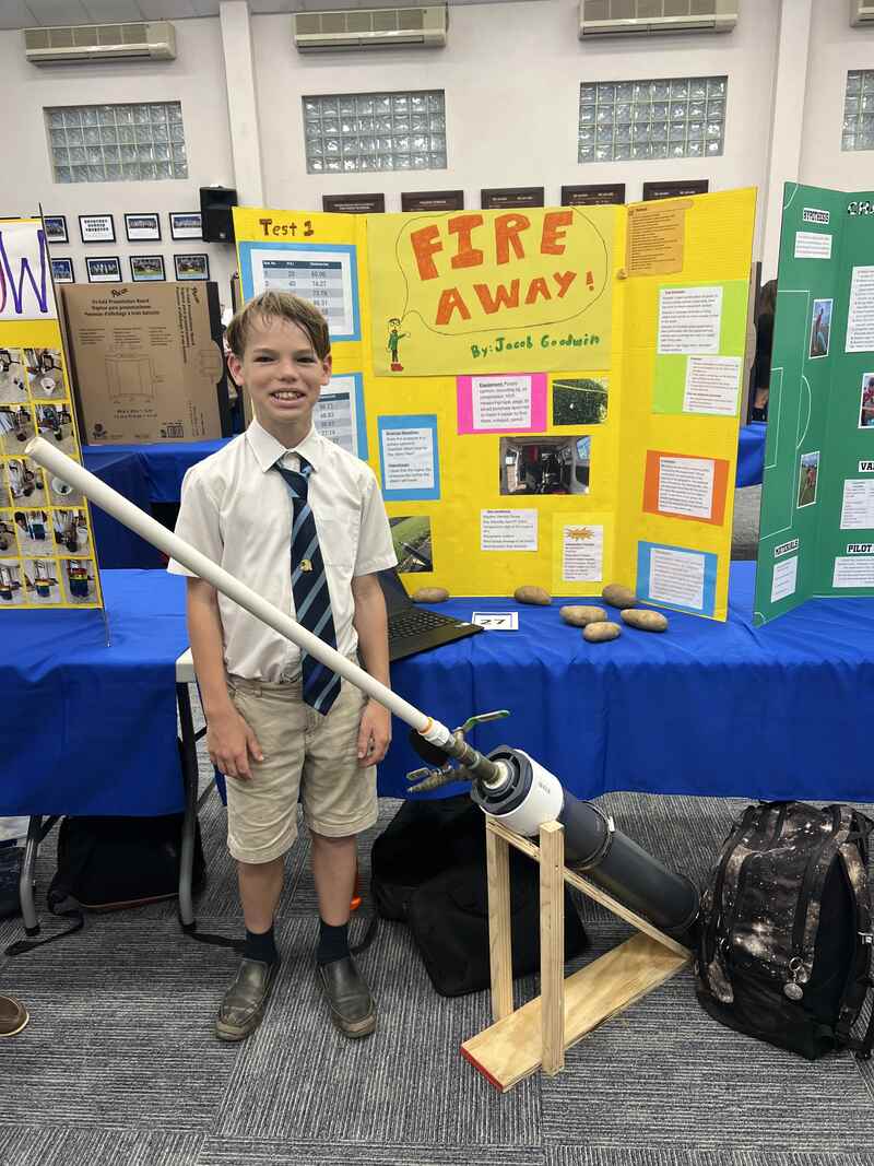 Photos: Warwick Academy Year 8 Science Fair - Bernews