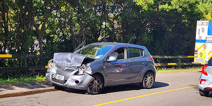 Two-Vehicle Collision In Warwick - Bernews