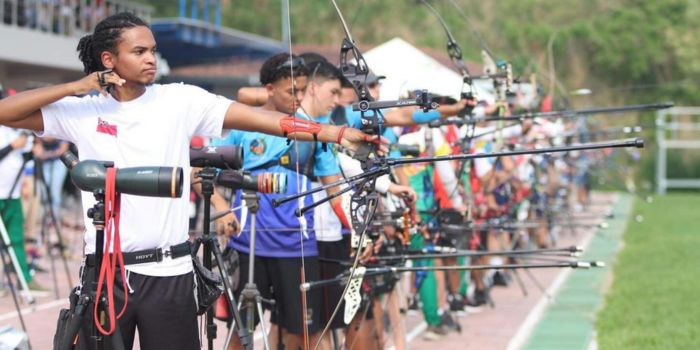 Roberts Advances In PanAm Championships - Bernews