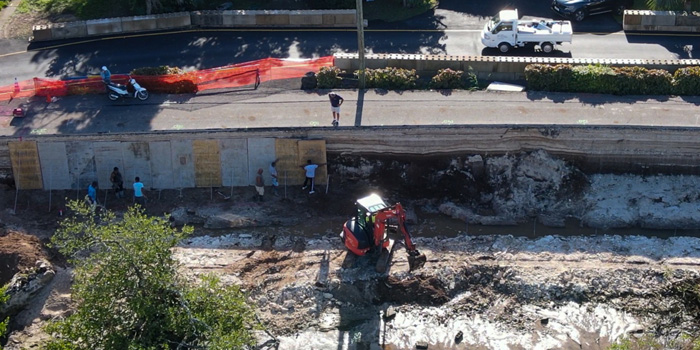 Photos & Video: Road Works At Scaur Hill - Bernews