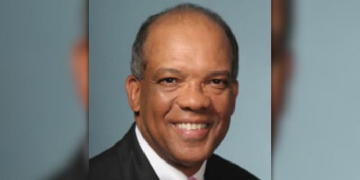 'Docs For Dinner' To Feature Dr. Ewart Brown - Bernews