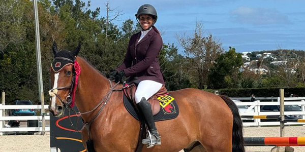 Inwood RES Annual Hunter/Equitation Horse Show: A Showcase of Bermuda's ...