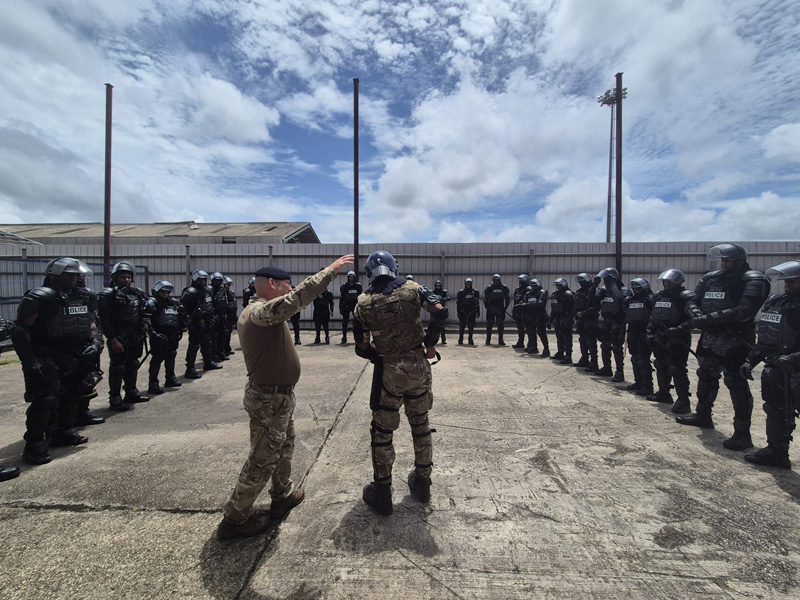 Regiment Helps Train Trinidad Police Service - Bernews