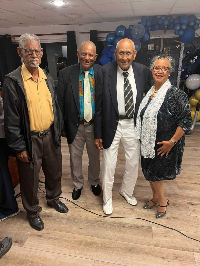 Bill Anderson Honoured At Anglers Club - Bernews