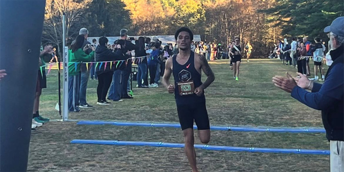 Ryan Outerbridge Wins Hopkinton 8K Race - Bernews