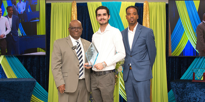 Bermuda Motors Honoured By Bermuda College - Bernews