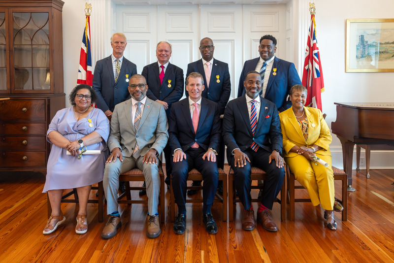 Honours Ceremony Celebrates Service Awards - Bernews